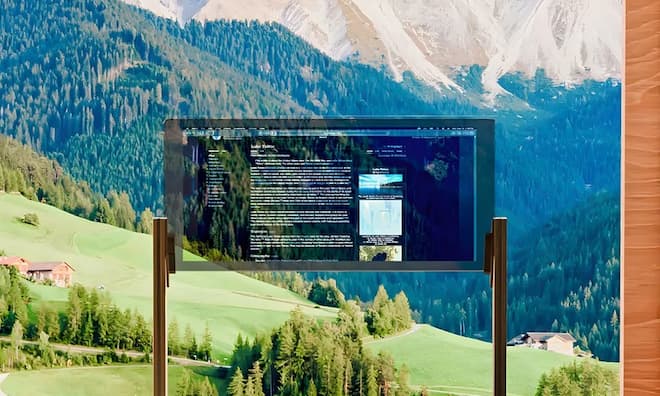 Visual Instruments Phantom: a transparent monitor - Overclocking.com EN